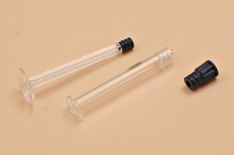 Innovative Pharmaceutical Packaging: Polymer Syringes